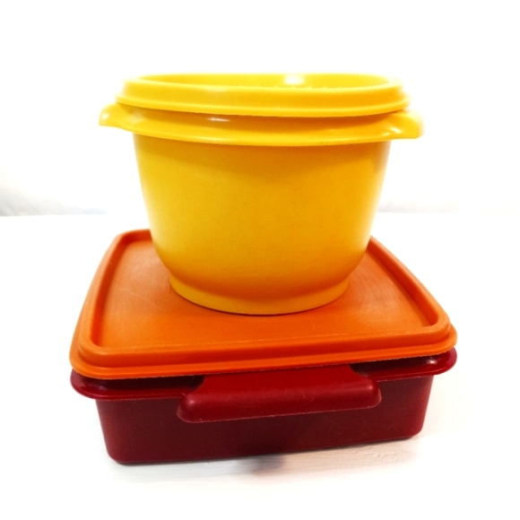 Kitchen | Vintage Tupperware Lunch Sandwich Soup Containers Red Yellow ...